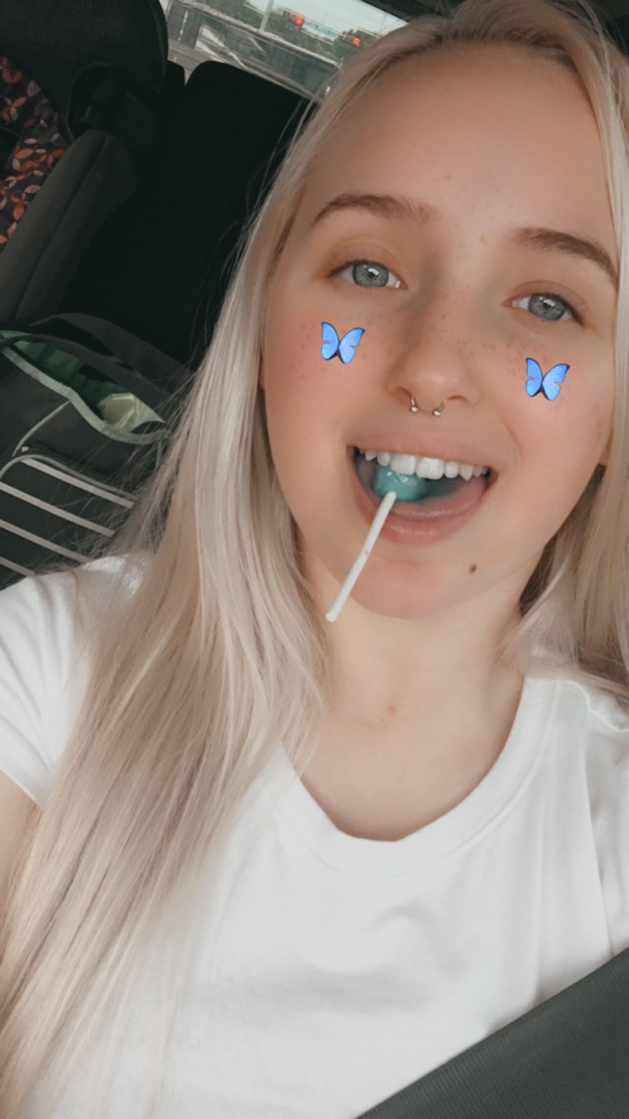 After a septum gone wrong, I finally healed and redid with a much more experienced piercer! I ...