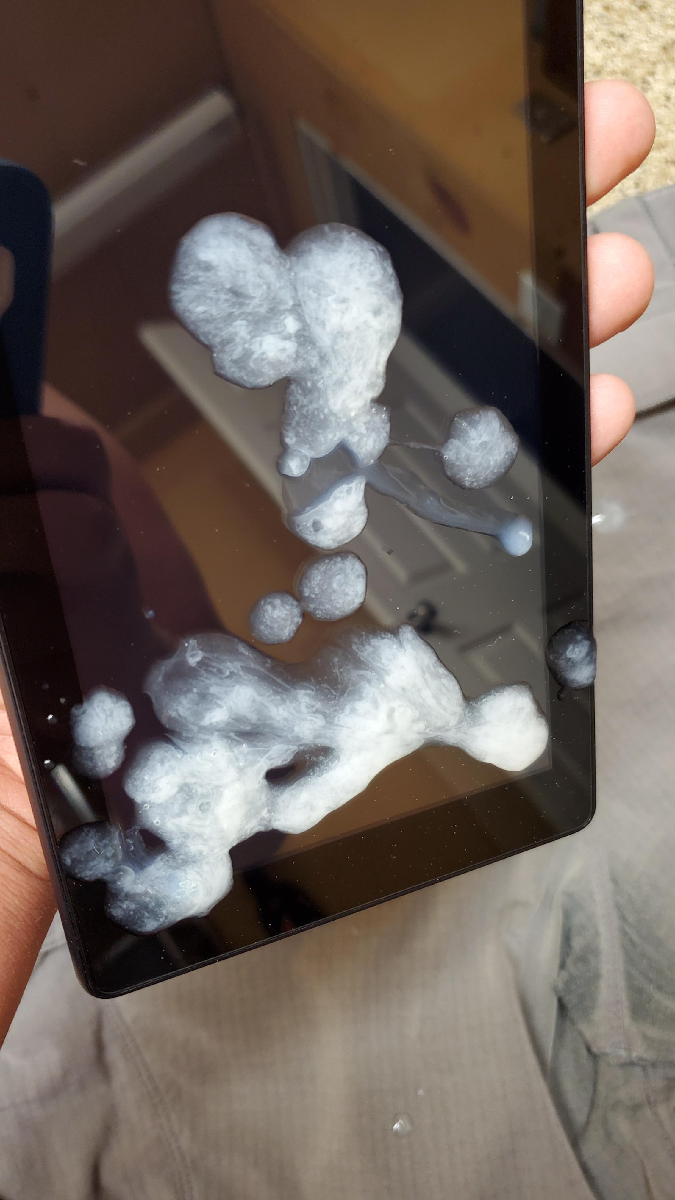 After her tribute mess | Scrolller