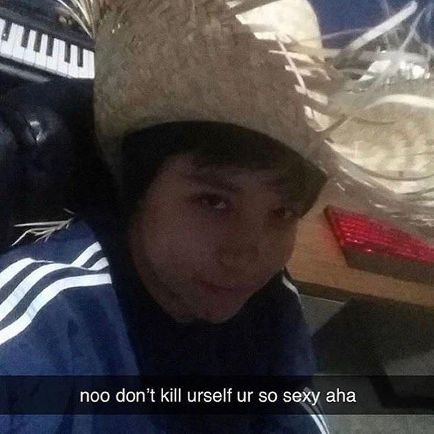 Ah haha 😳 | Scrolller