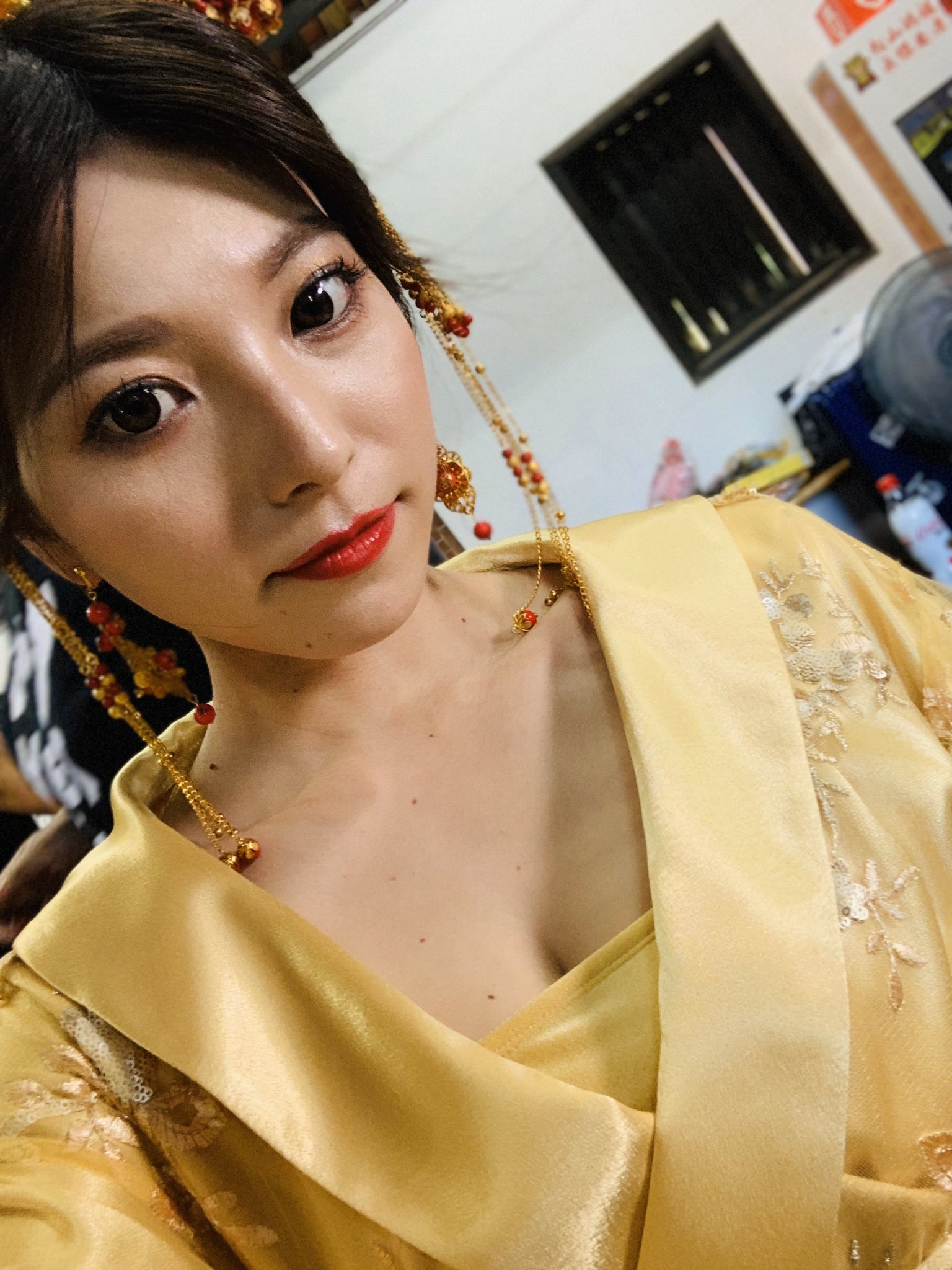 Ai Uehara is shooting for a commercial for a mobile game in Taiwan | Scrolller