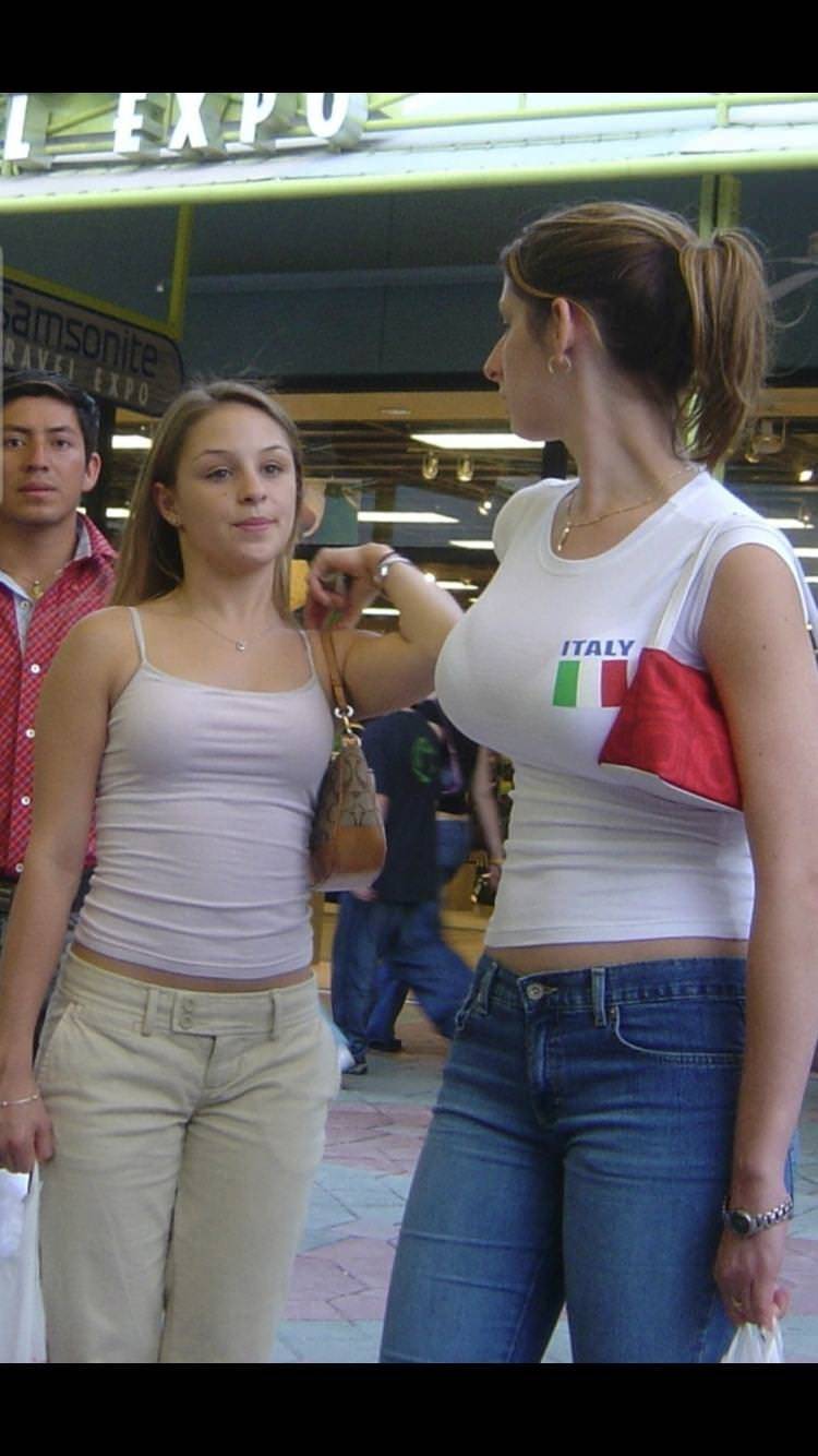 Airport security might want to check her out. | Scrolller