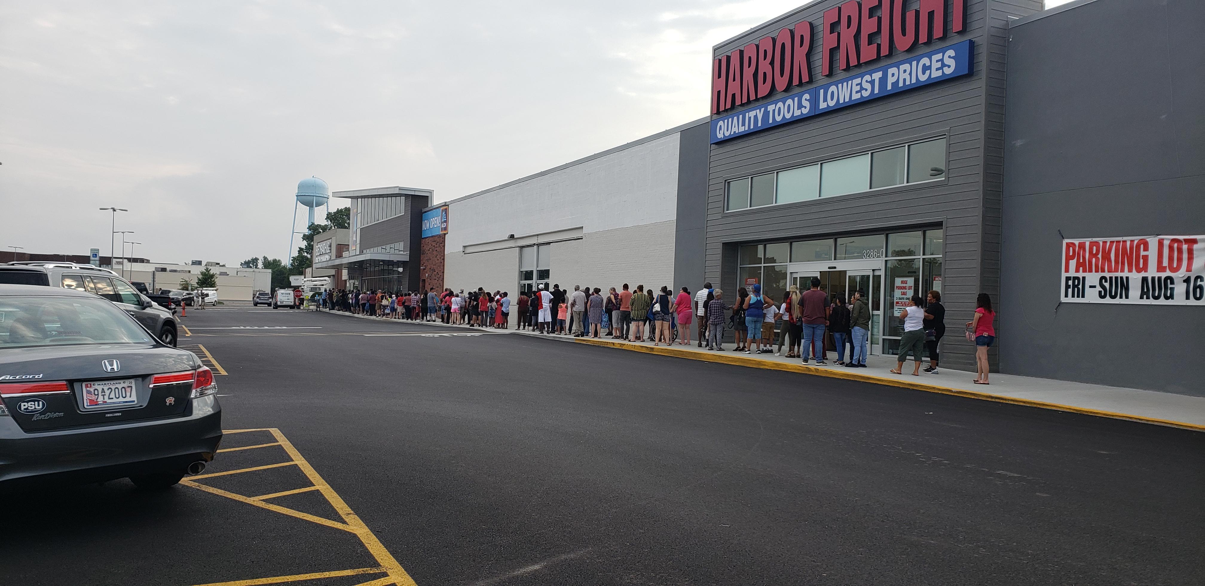 Aldi grand opening in MD! | Scrolller