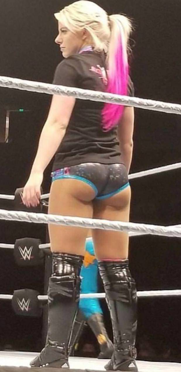 Alexa Bliss | Scrolller