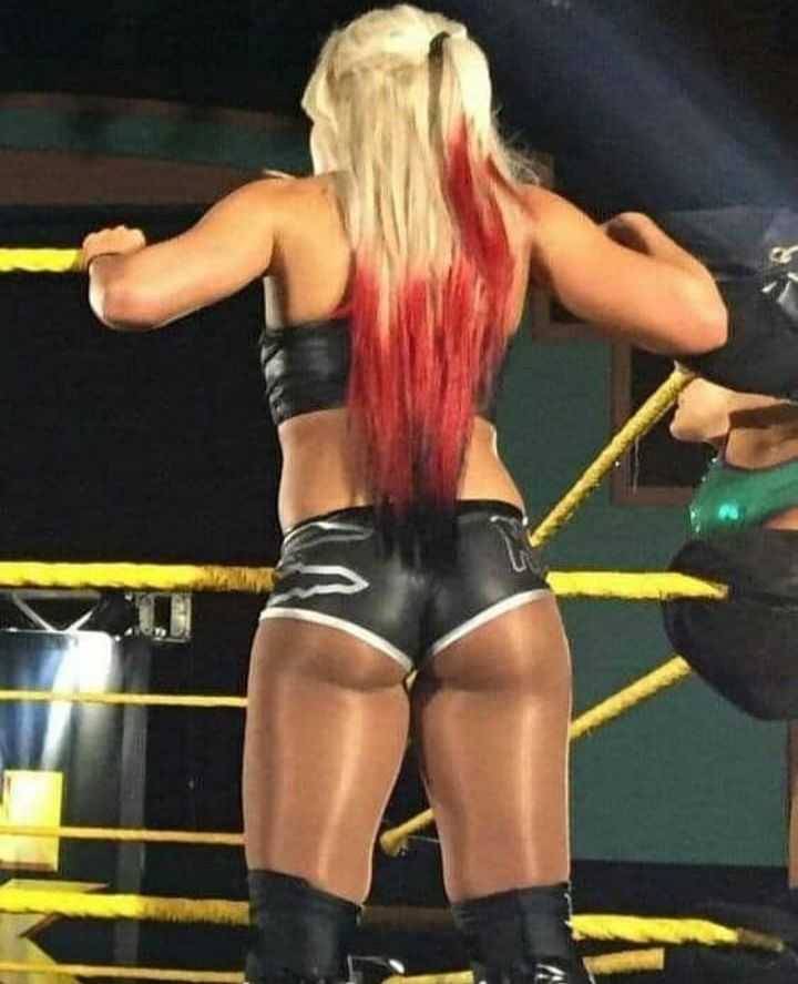Alexa Bliss | Scrolller