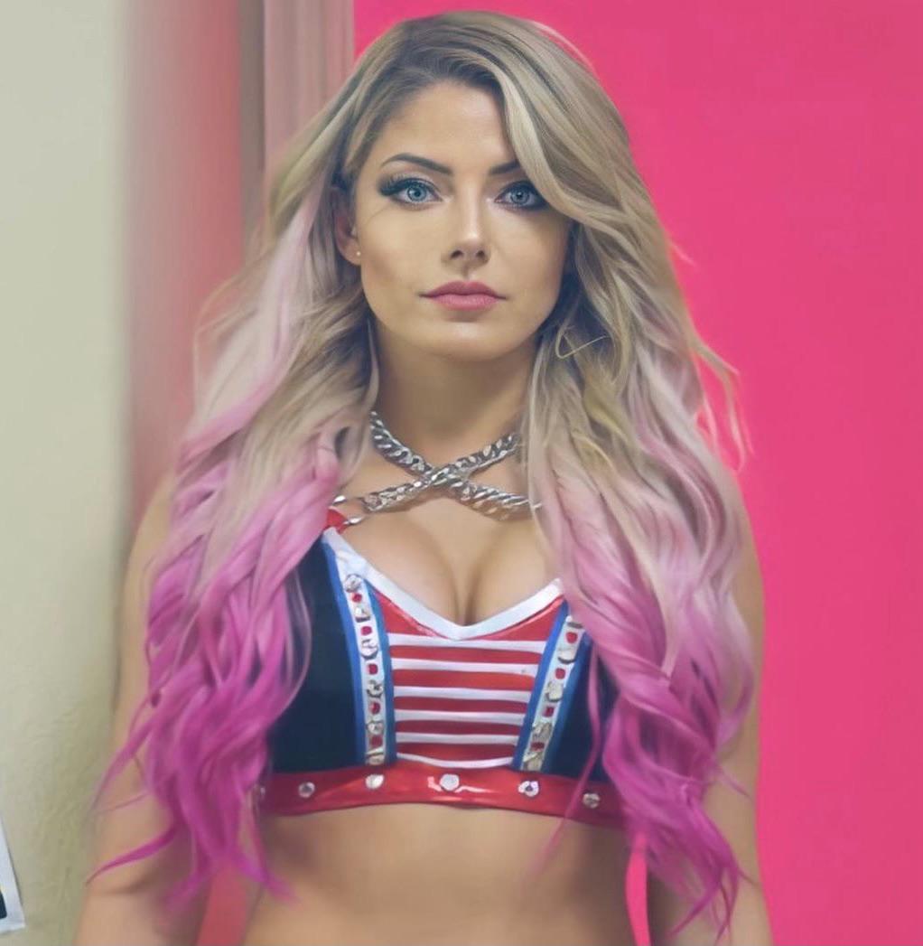 Alexa Bliss is very busty | Scrolller