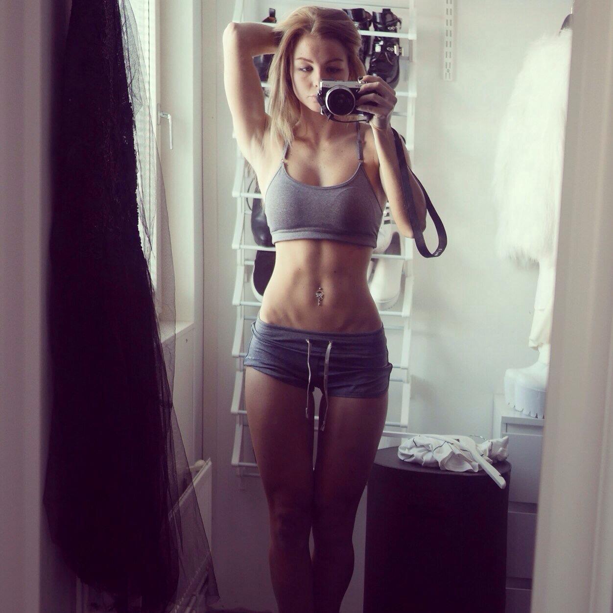 Alexandra Bring | Scrolller