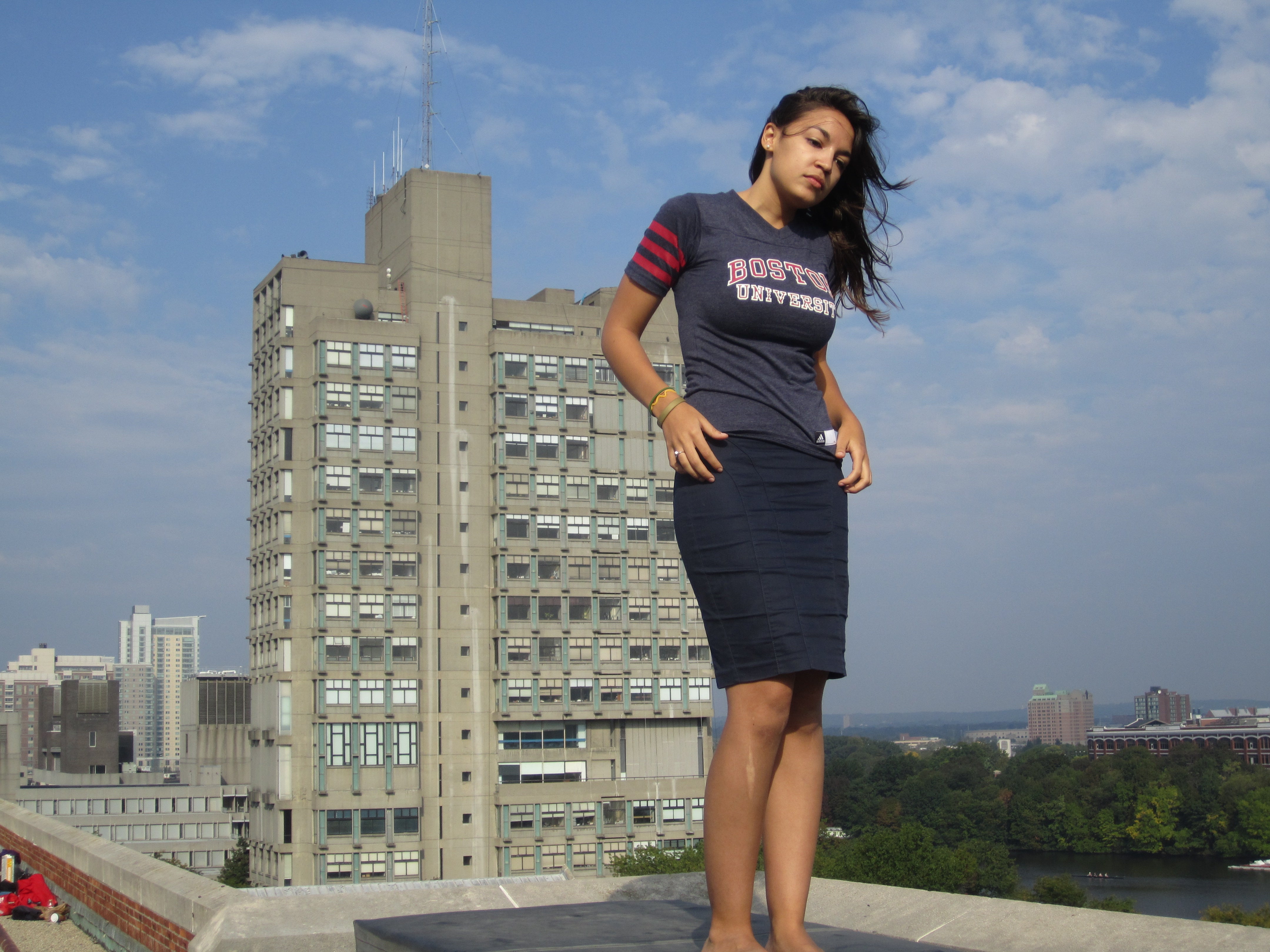 Alexandria Ocasio Cortez Scrolller