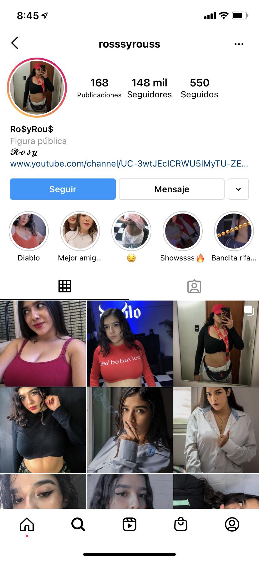 Alguien que tenga algo de ella? | Scrolller