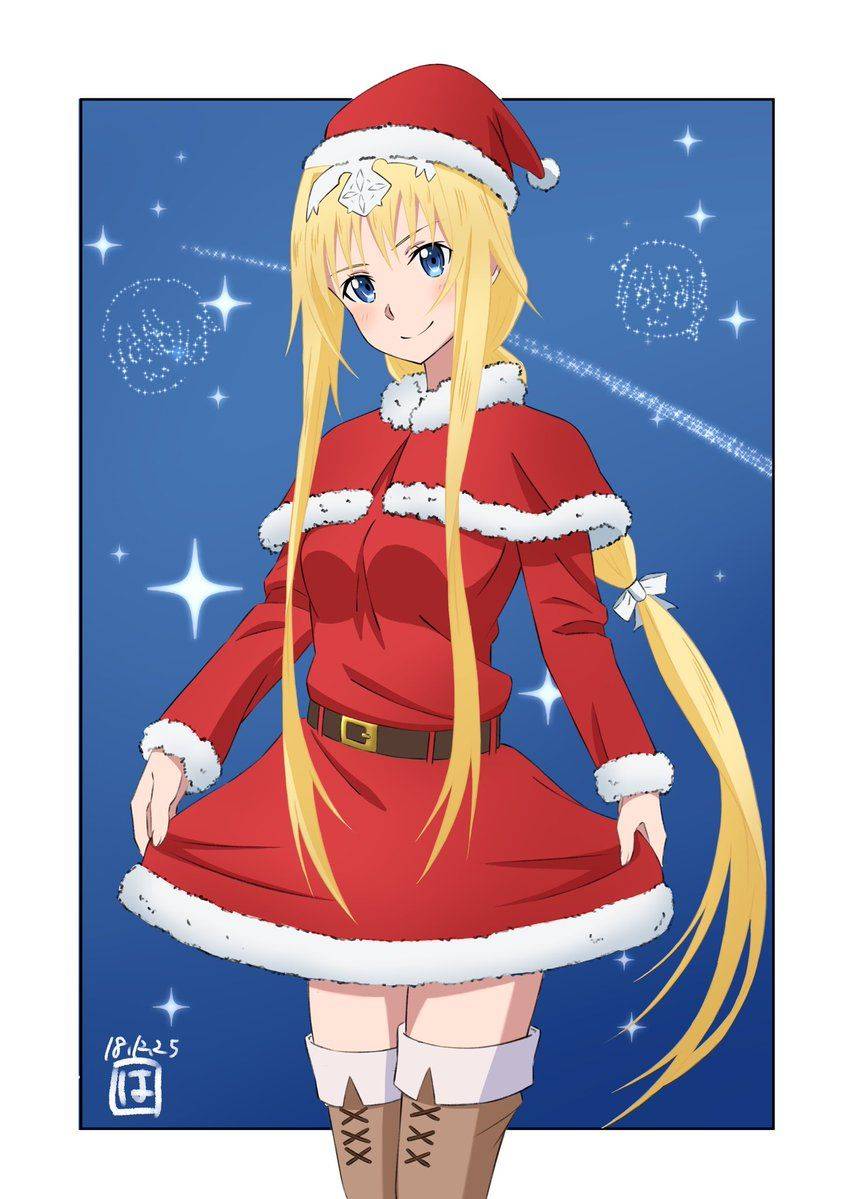 Alice looking cute dress up as mrs. claus | Scrolller