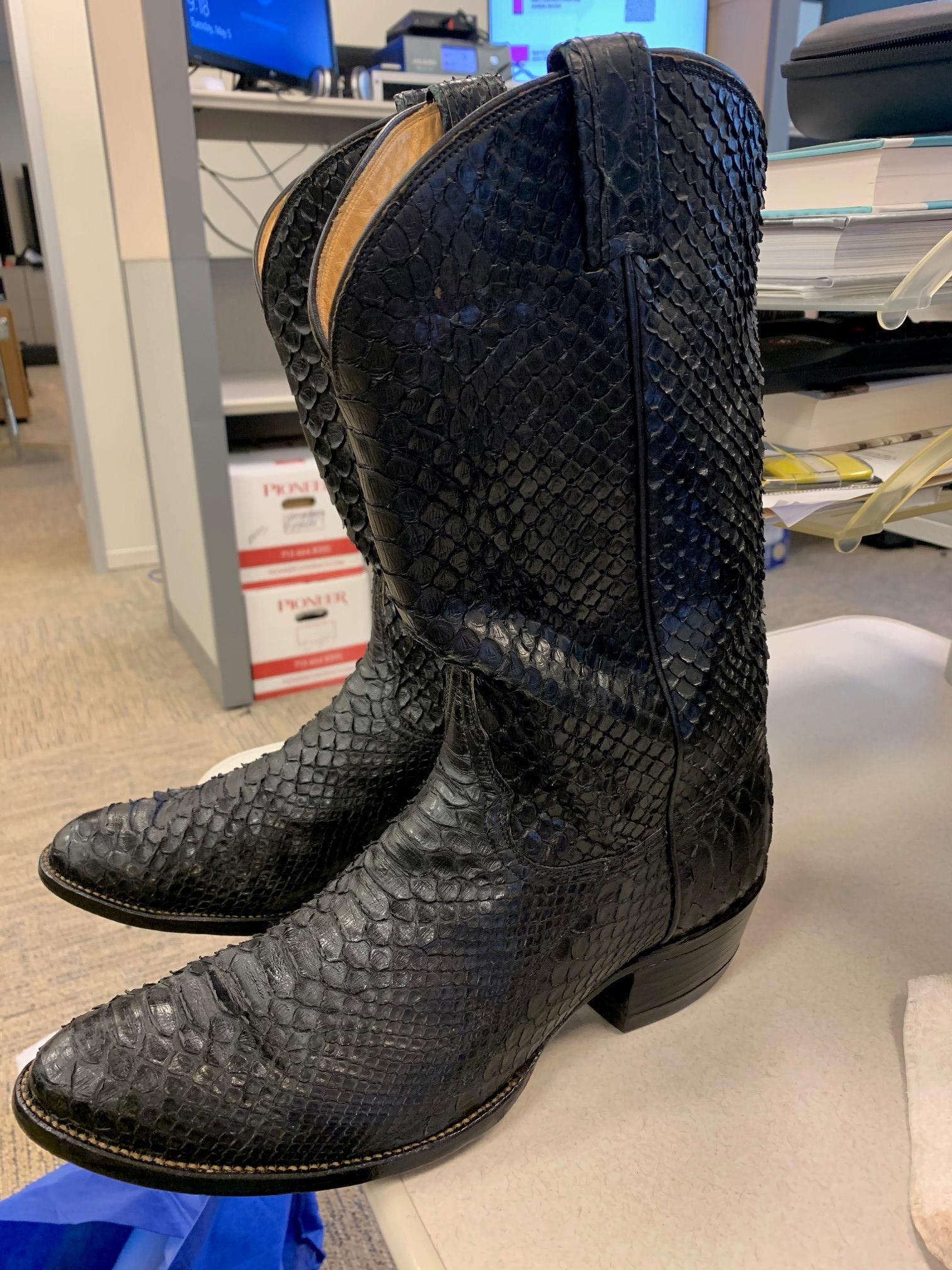 all cleaned up | Scrolller