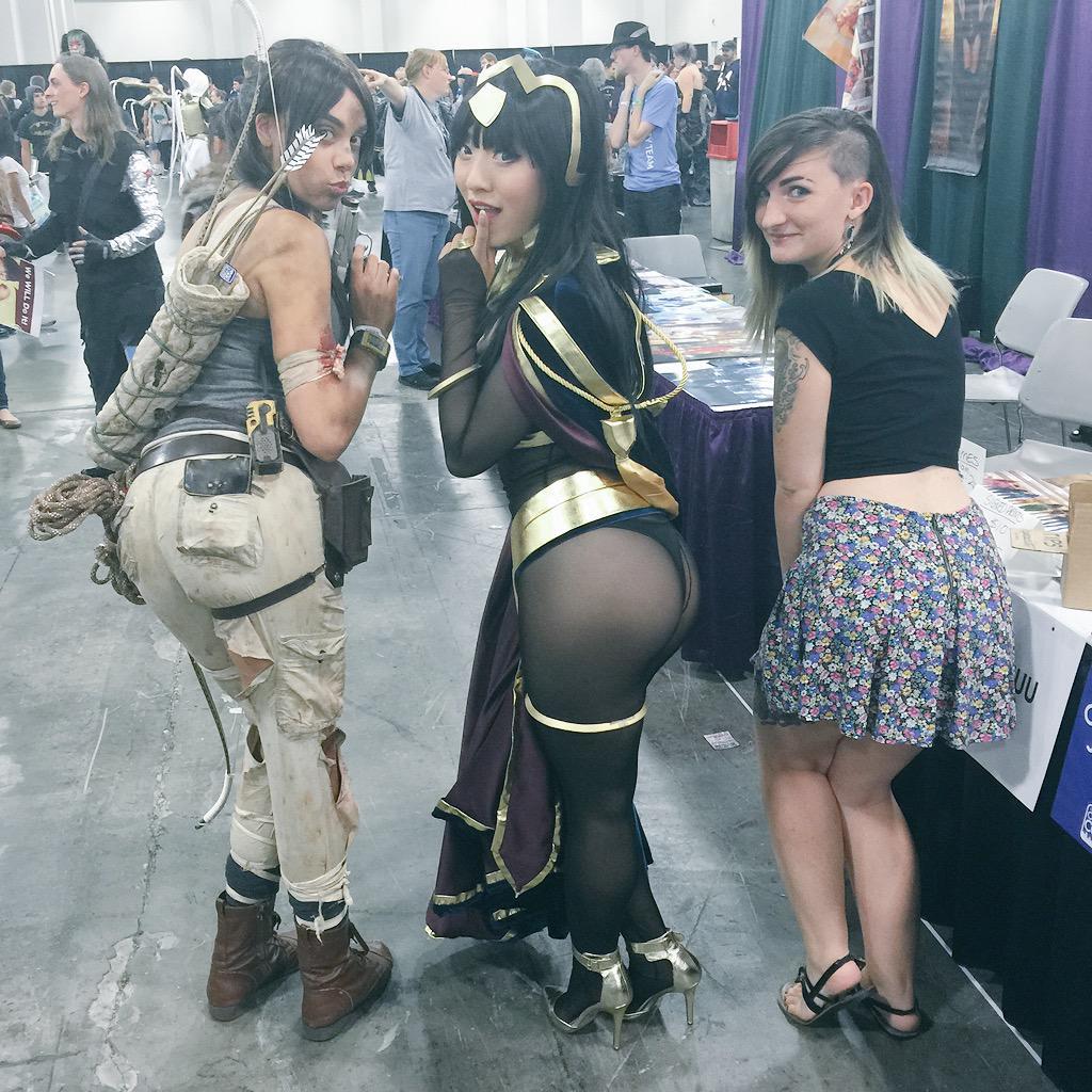 All hail our glorious Proprietor of Butts! Stellachuu as Tharja | Scrolller