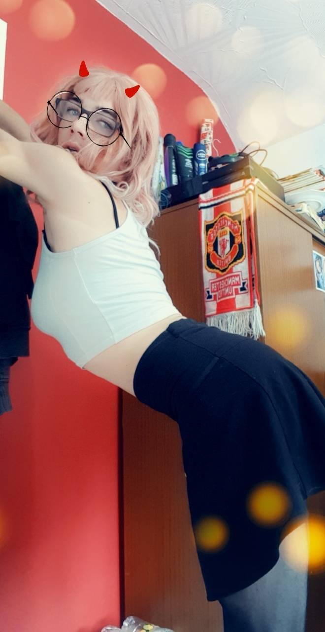 All ready for daddy 🥰💖 | Scrolller