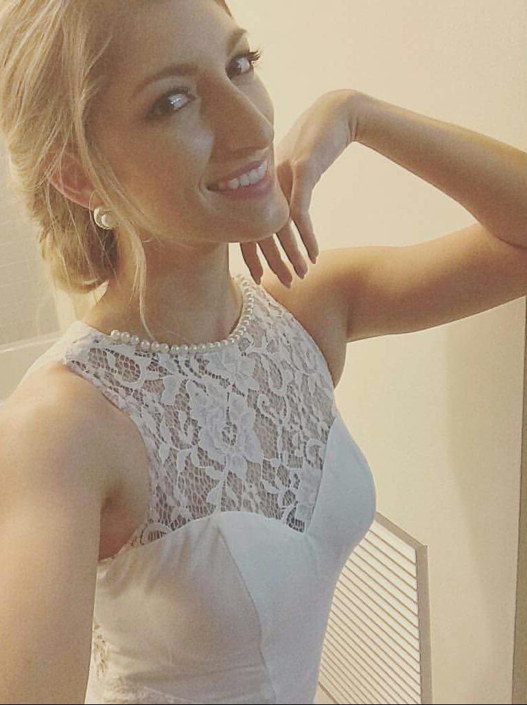 All smiles | Scrolller