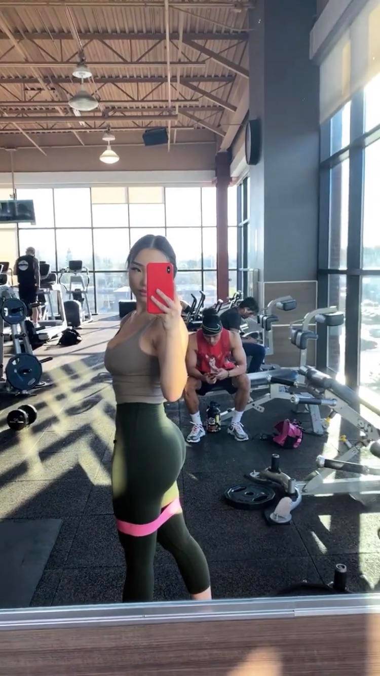 All the right angles | Scrolller