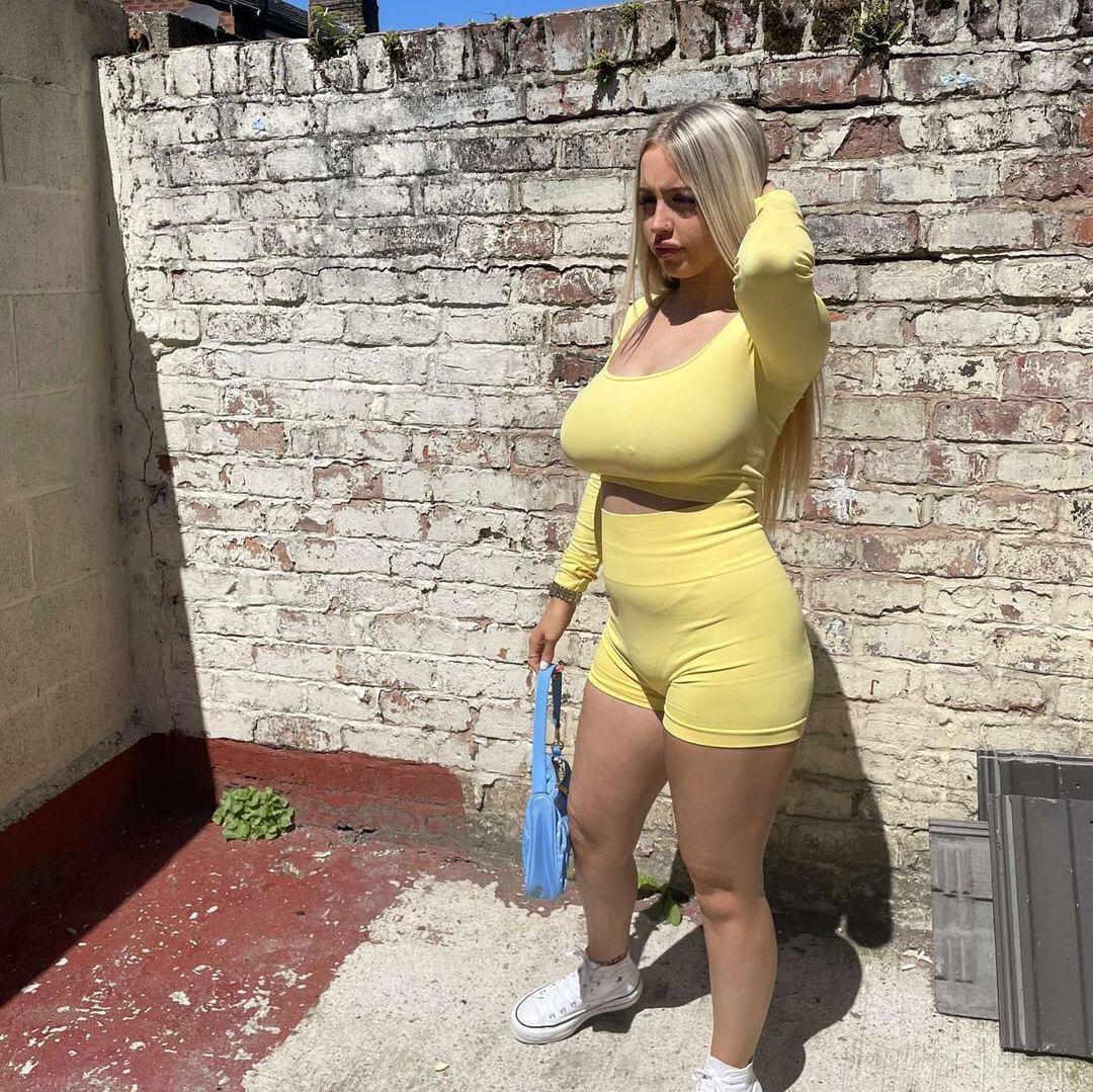 All yellow huge tits chav | Scrolller