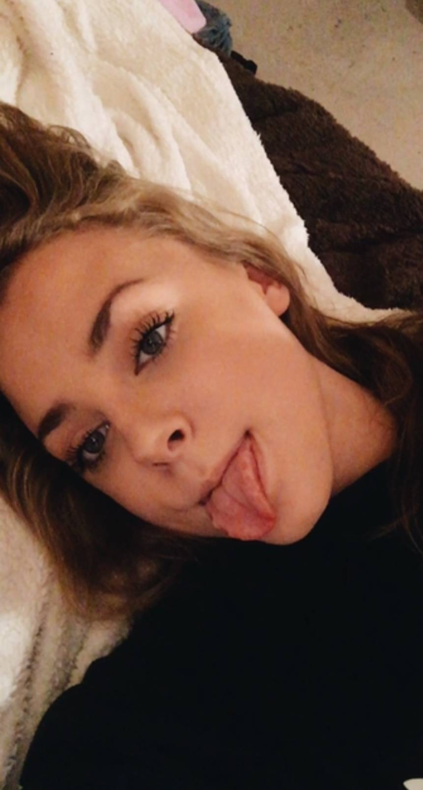 Almost my bedtime 🛏💤💤 | Scrolller