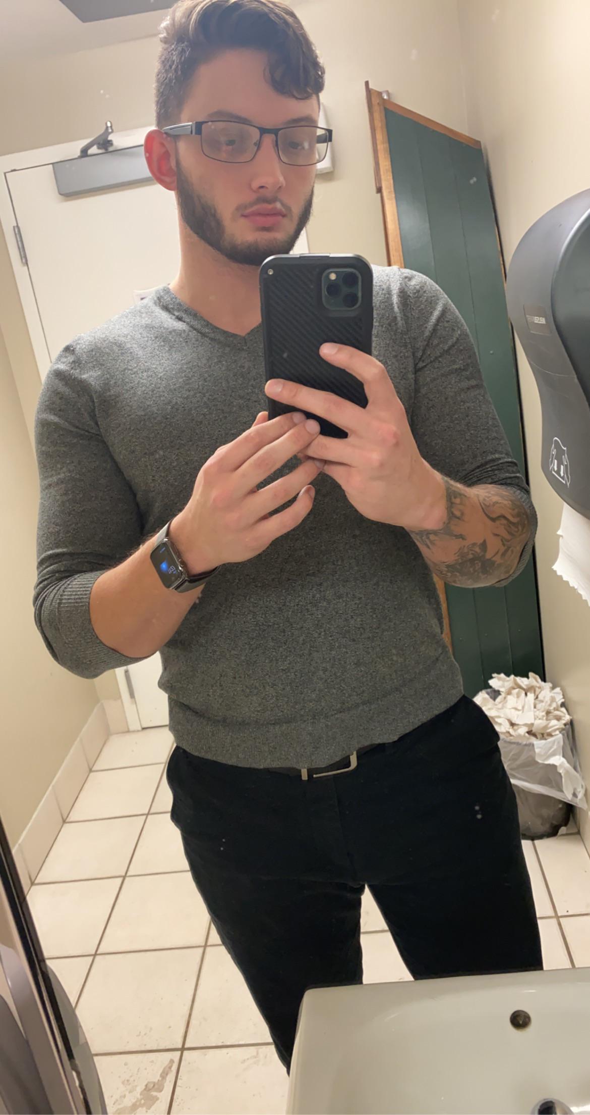 Almost the weekend 🥳 [Over 18] | Scrolller