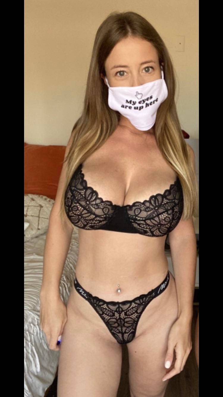 Are my DDD tits fantastic enough? 🥺 | Scrolller
