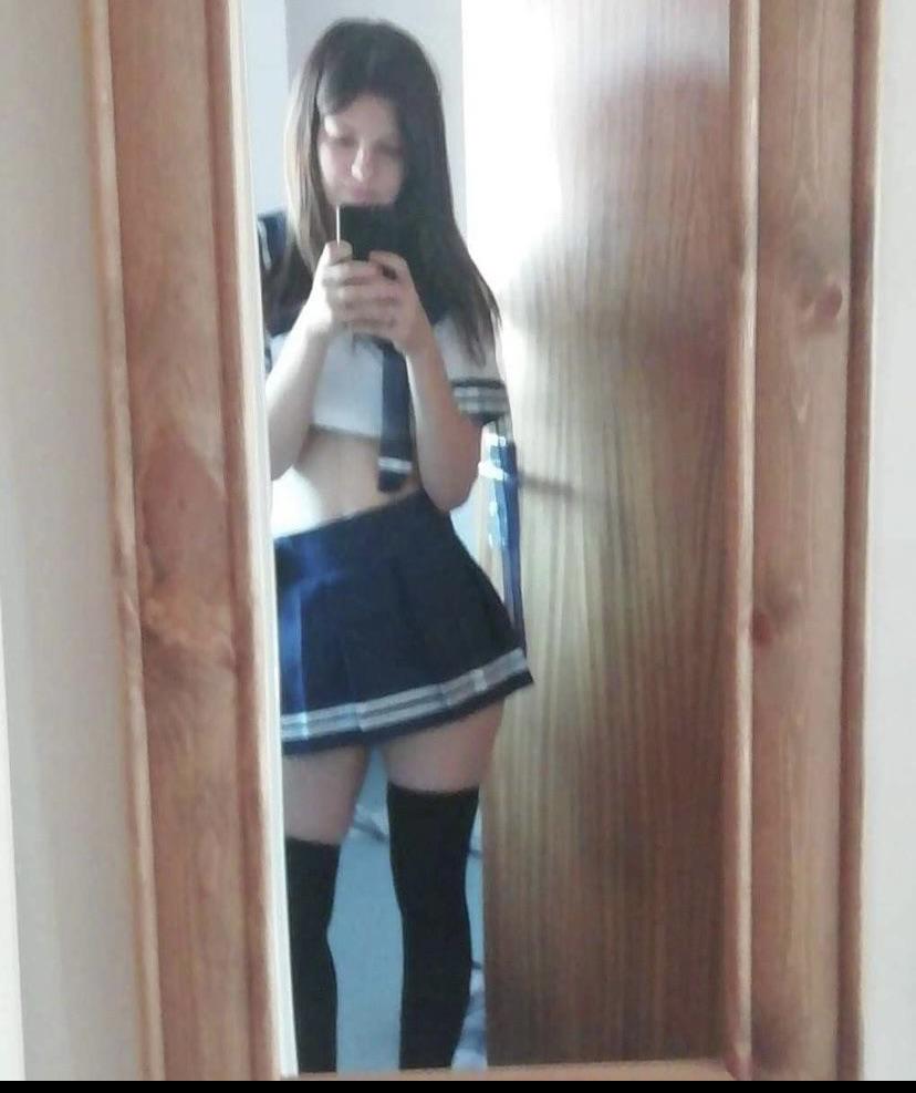Am I Cute Enough To Be Your Gf Scrolller