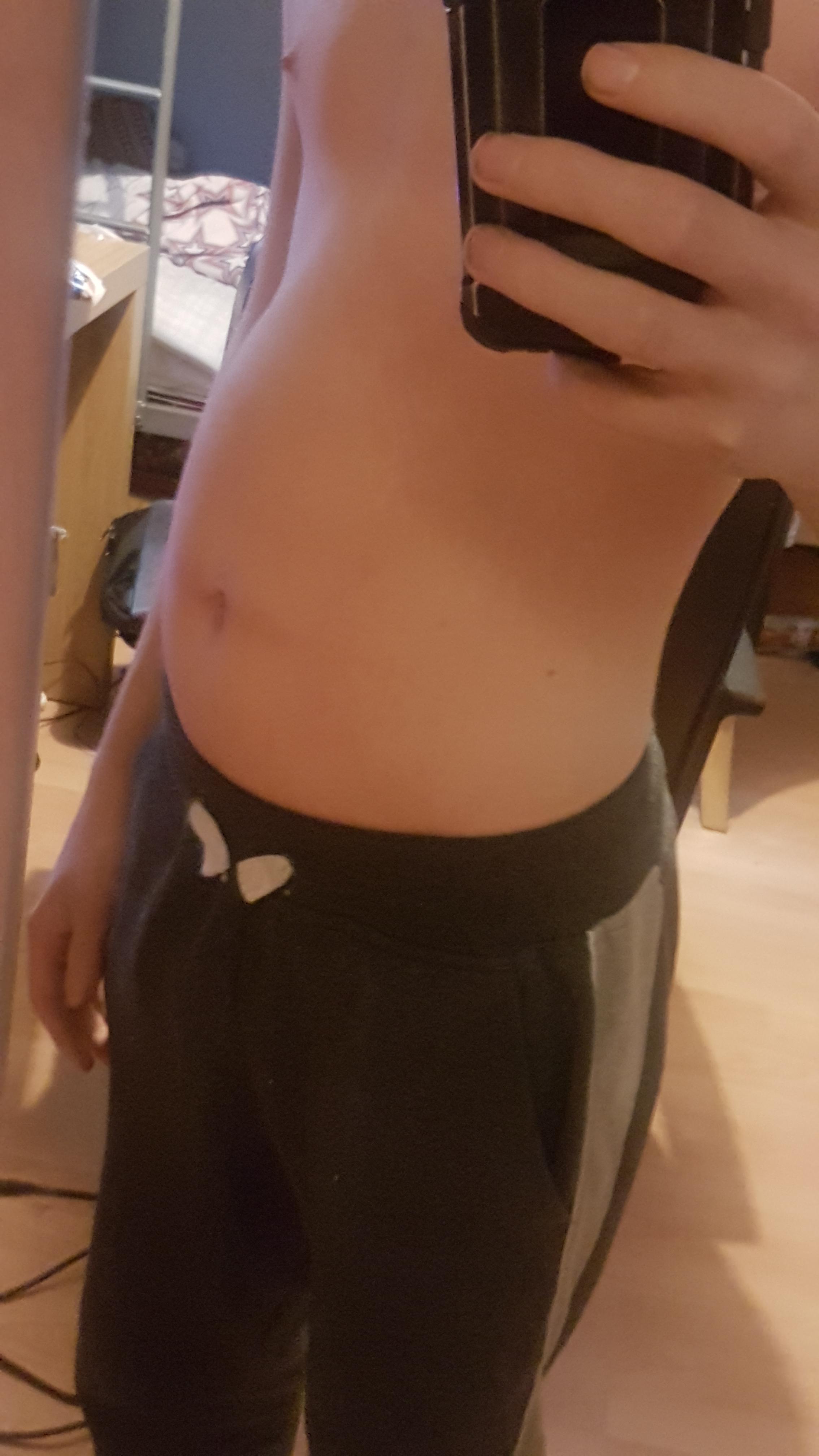 Am I fat? | Scrolller