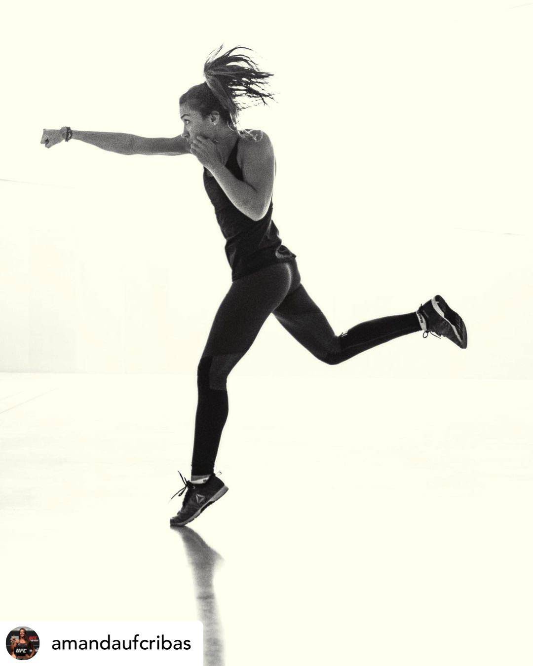 Amanda Ribas | Scrolller