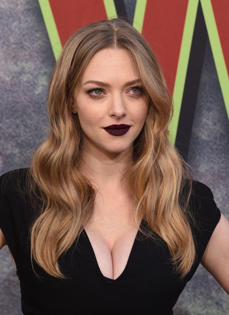 Amanda Seyfried | Scrolller
