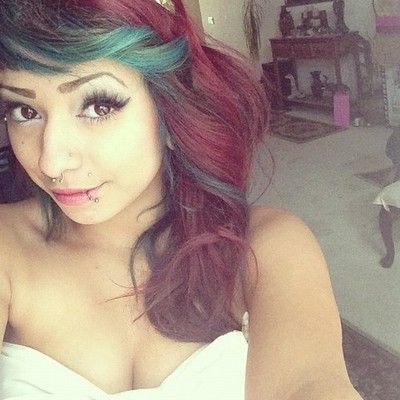 Amazing emo girl | Scrolller