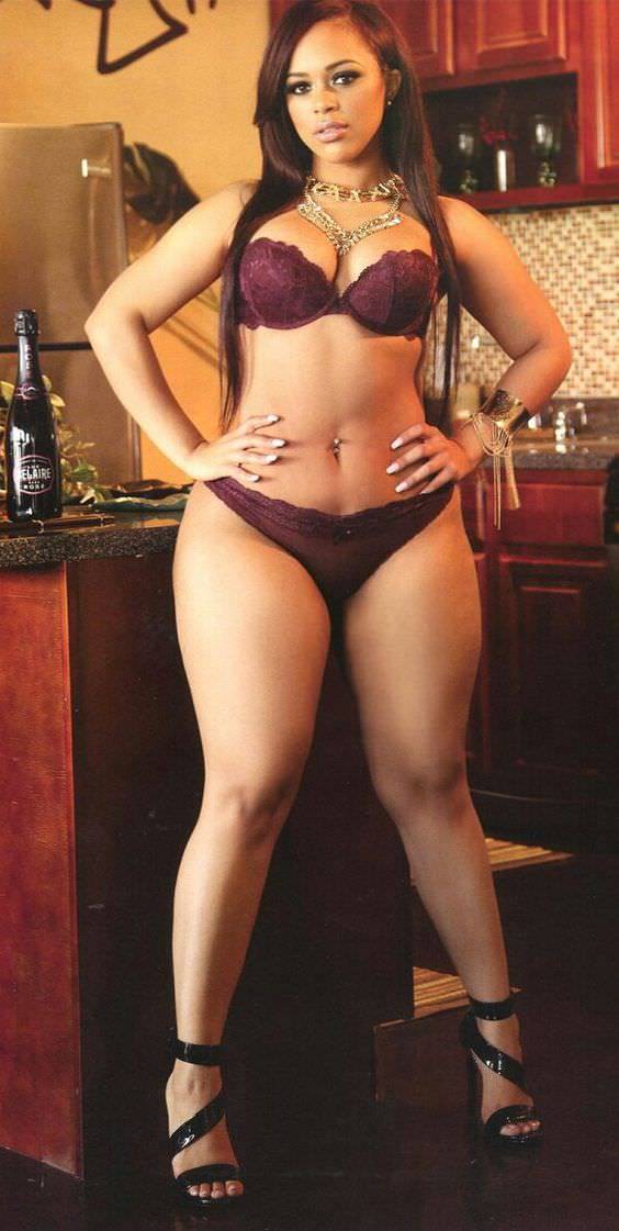 Amazing Hips | Scrolller