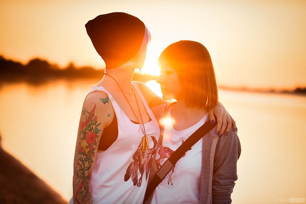 Amazing Pricefield cosplay in sunset lighting | Scrolller