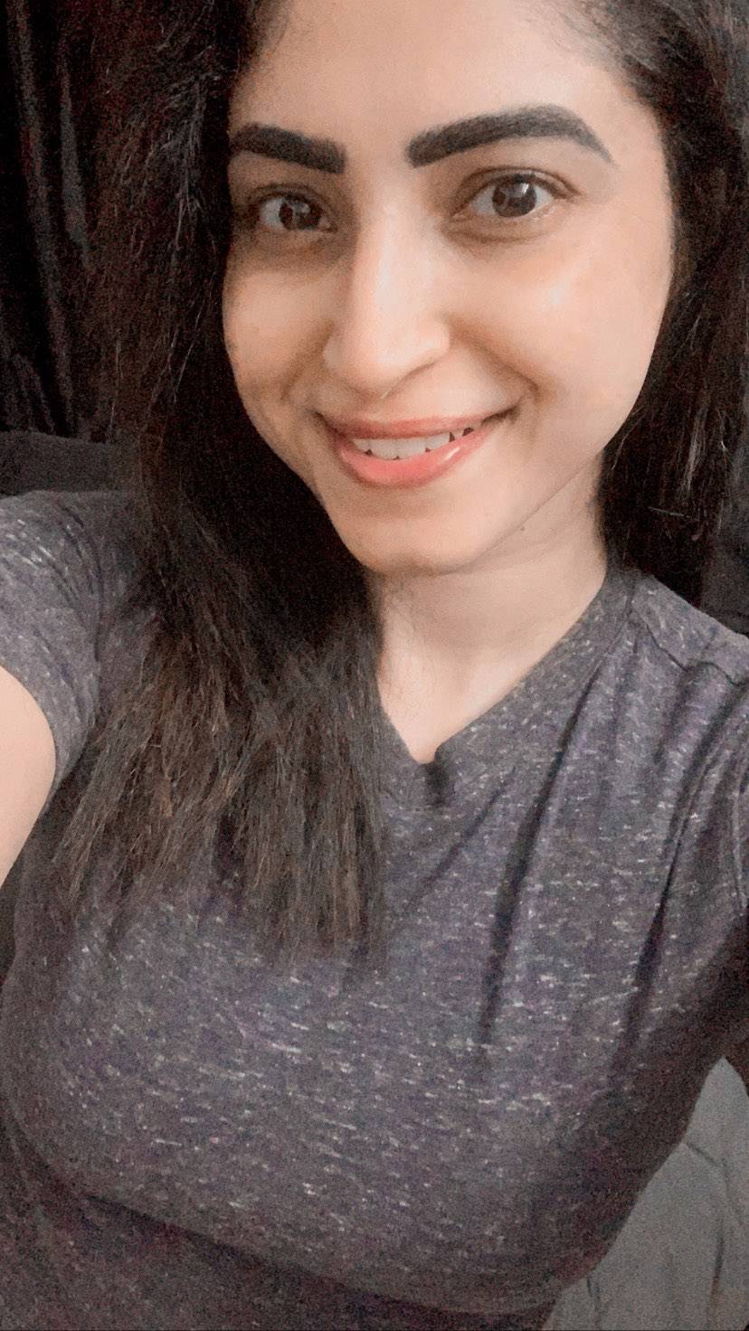 Ameya 🤤 | Scrolller