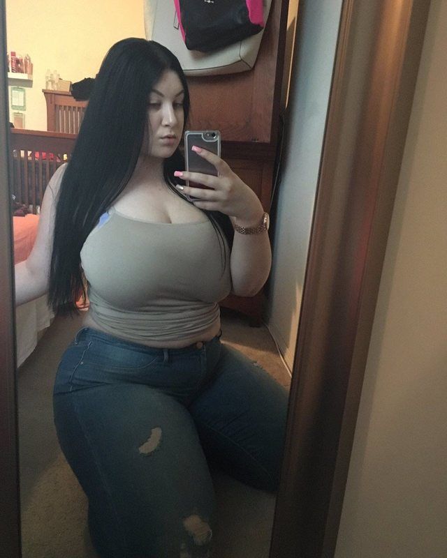 Discover more like ThickandBBWJeans: Amore Delavie and Related Content | Scrolller
