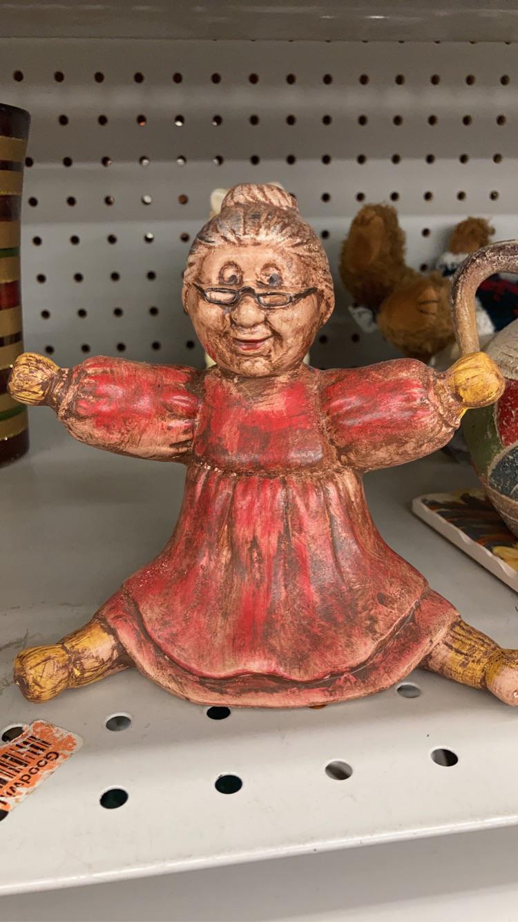 Amputee grandma catch and release | Scrolller