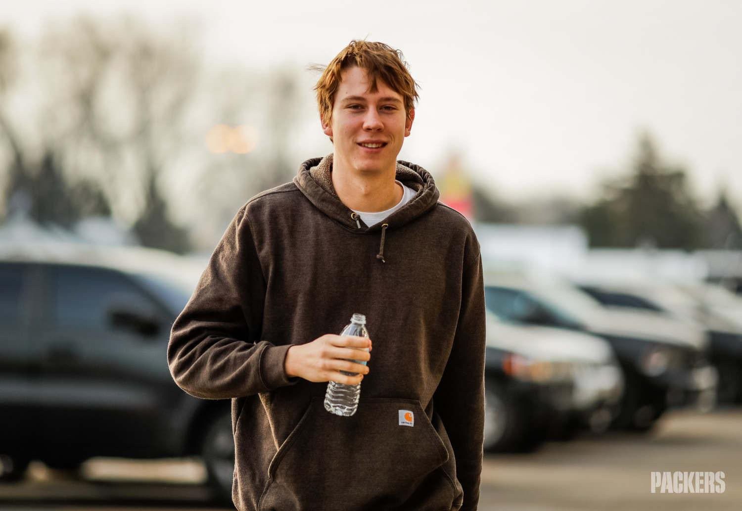 An absolute physical specimen | Scrolller