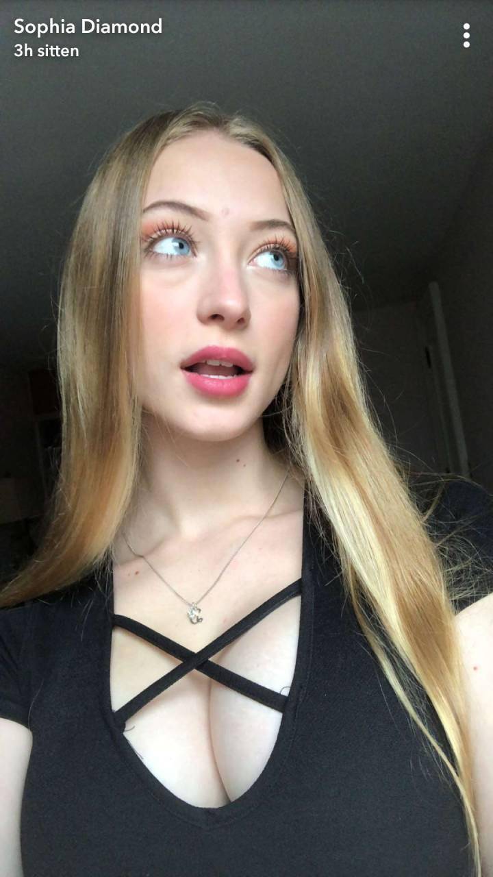 An interesting title | Scrolller