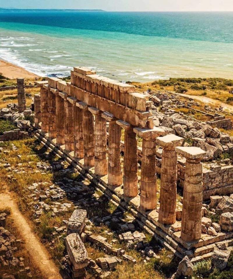 Ancient Temple of Apollo | Scrolller