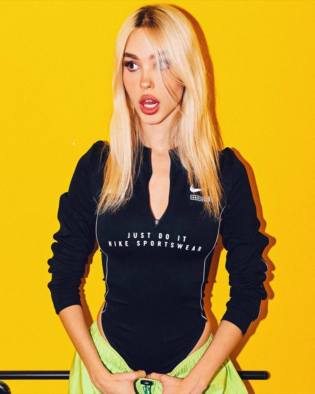 And it was all yellow | Scrolller