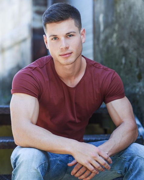 Andrew Malkiel | Scrolller