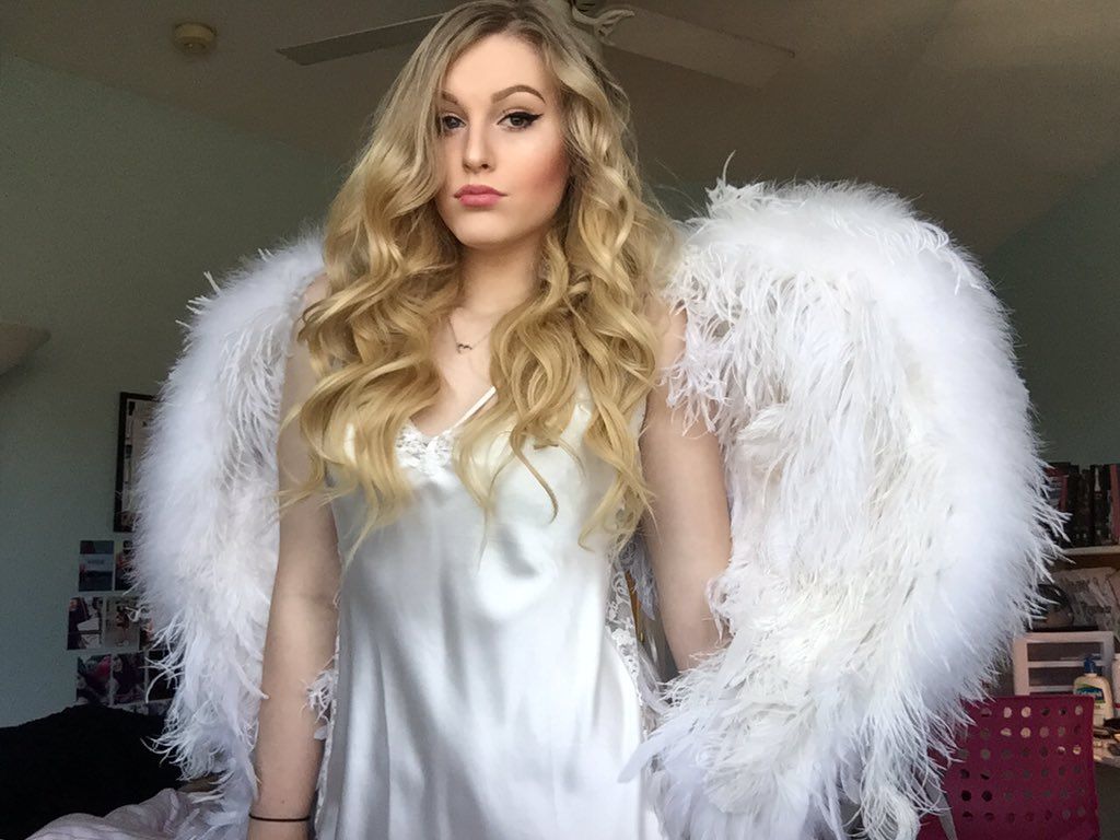 Angel Wings | Scrolller