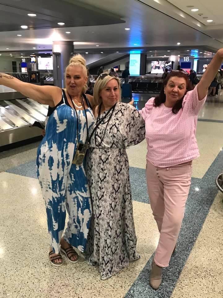 Angela milking her 90 day “fame” by linking up with mother Debbie. | Scrolller