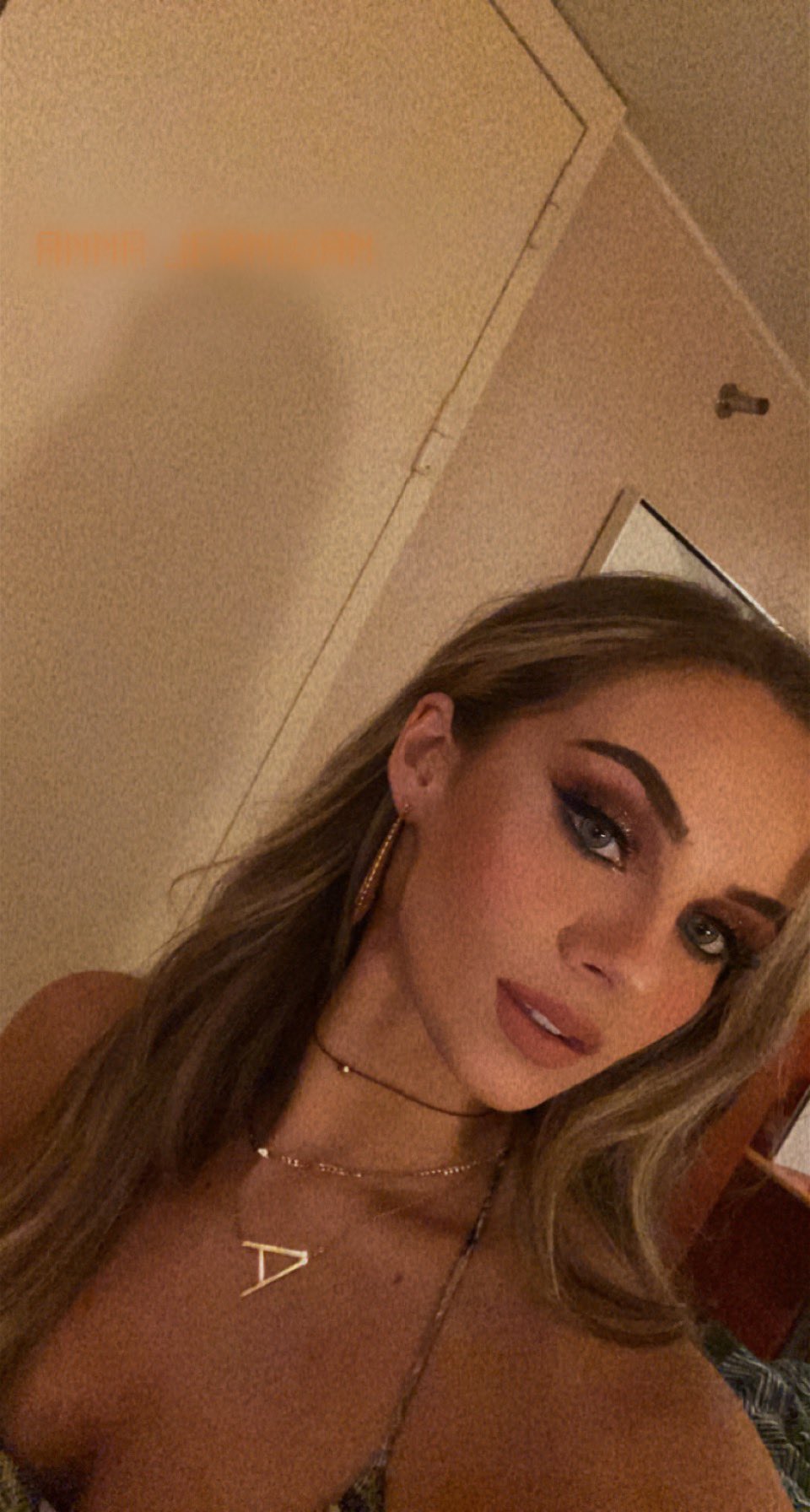 Anna Jay | Scrolller