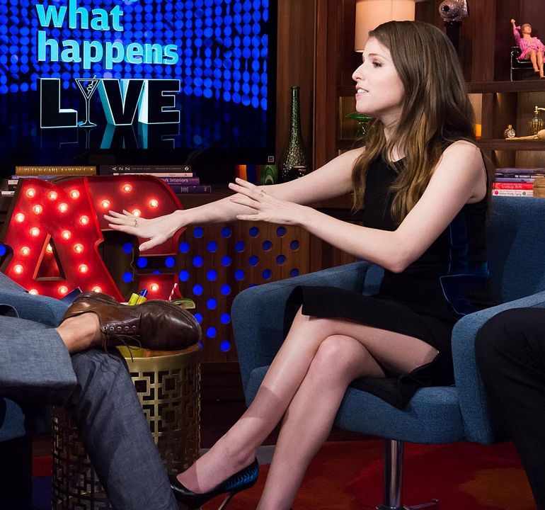 Anna legs on television | Scrolller