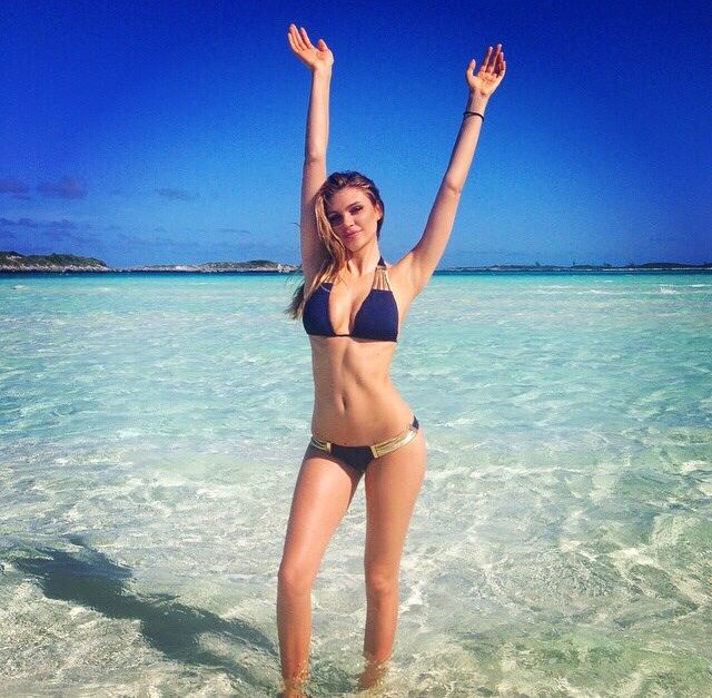 Another Bikini Pic | Scrolller