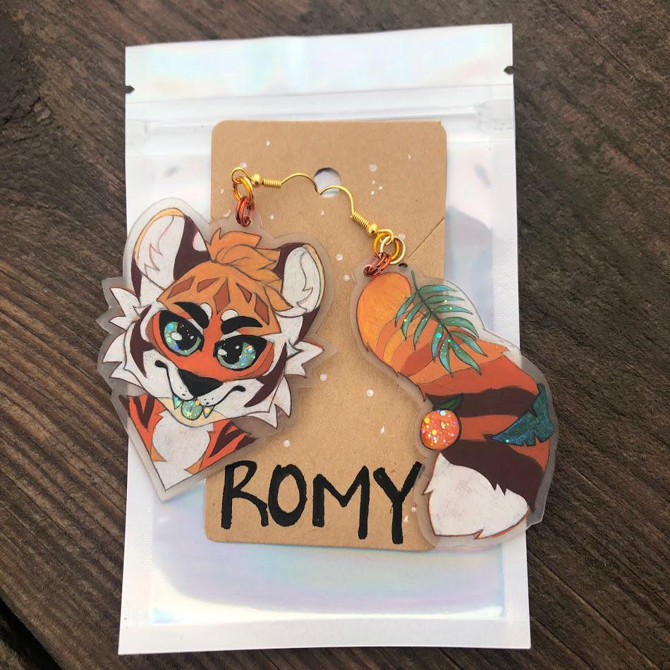 Another pair, another species! (art by me) | Scrolller