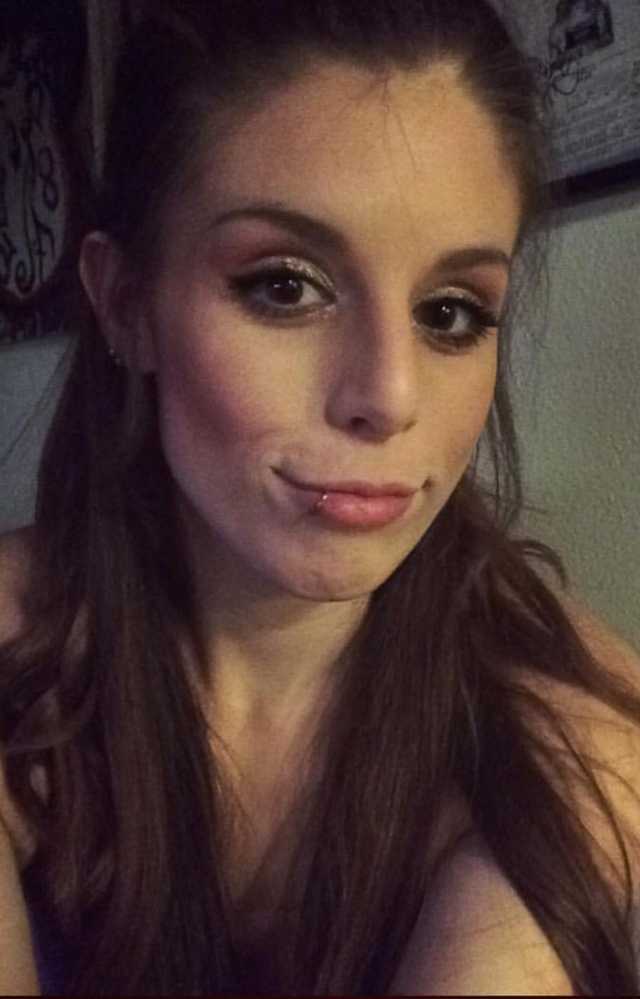 Another Pic Of My 26yo Older Sister Perfect Face And Throat For
