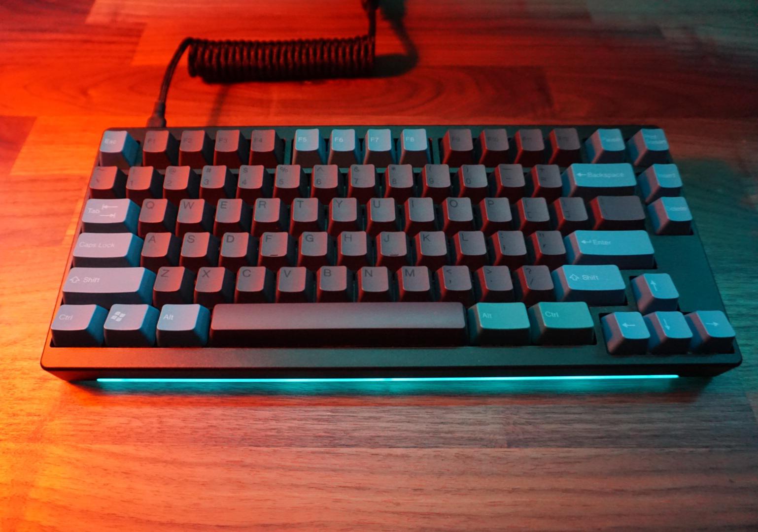 Another pic of my new custom keeb! | Scrolller