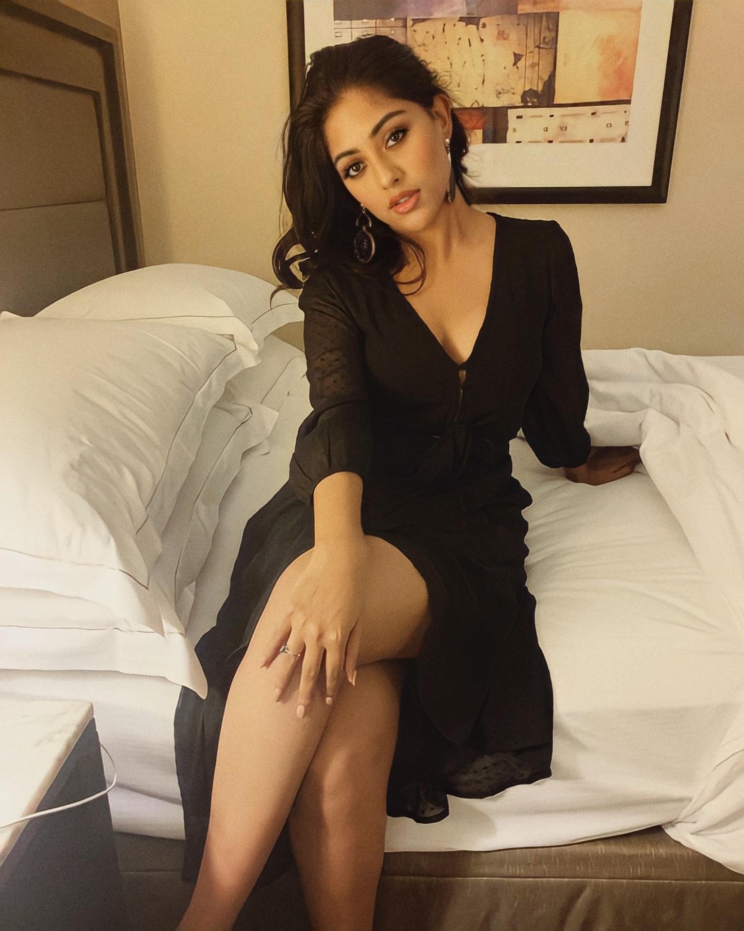 Anu Emmanuel ! Perfect Indian women 😍 hot as hell 🔥🔥 | Scrolller