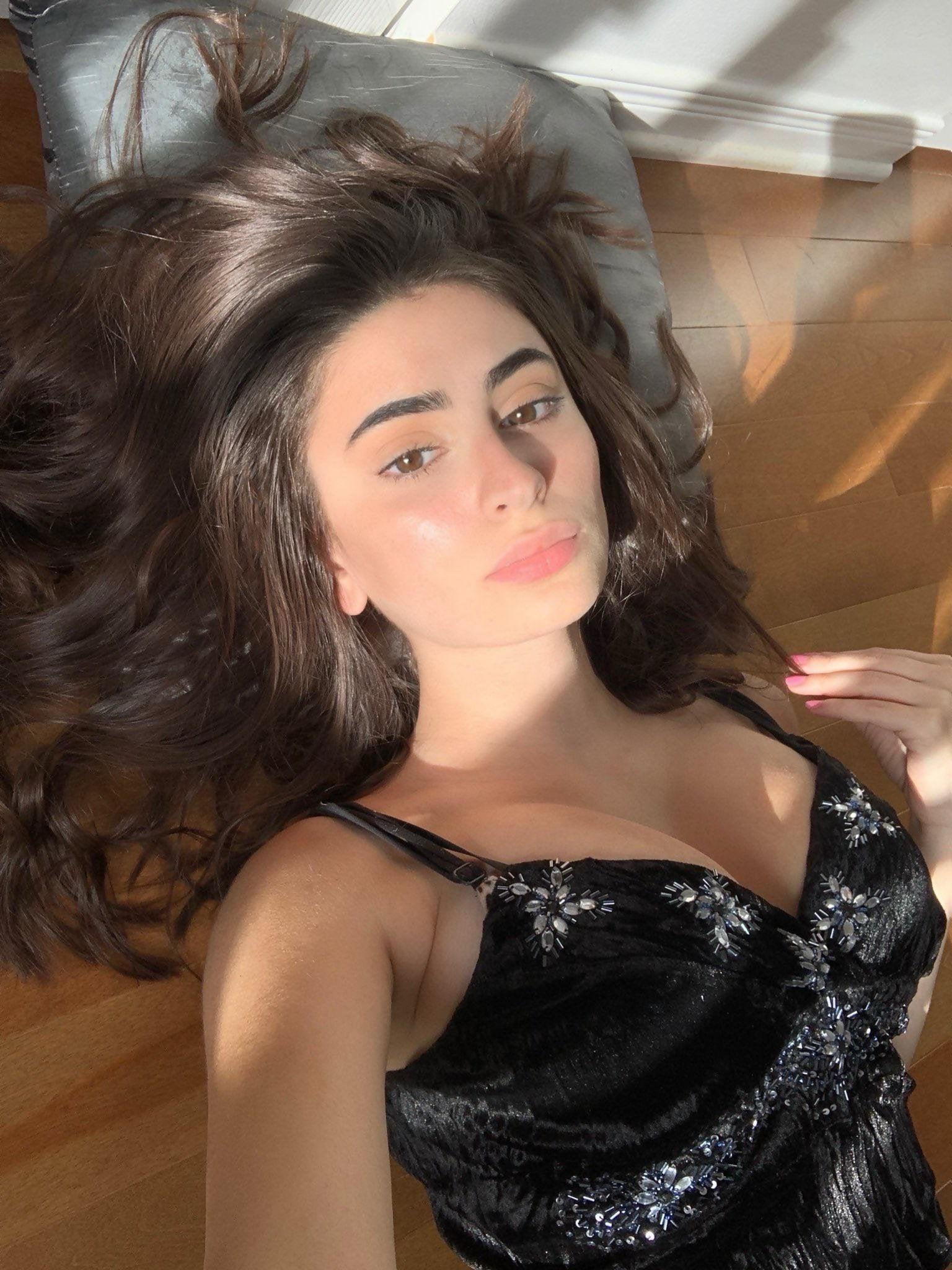 Any knows ? | Scrolller