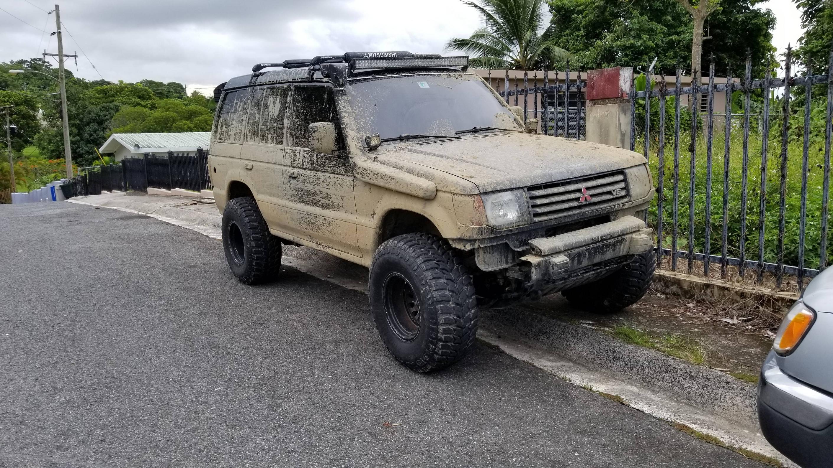 Any love for old Mitsubishi 4x4's? | Scrolller