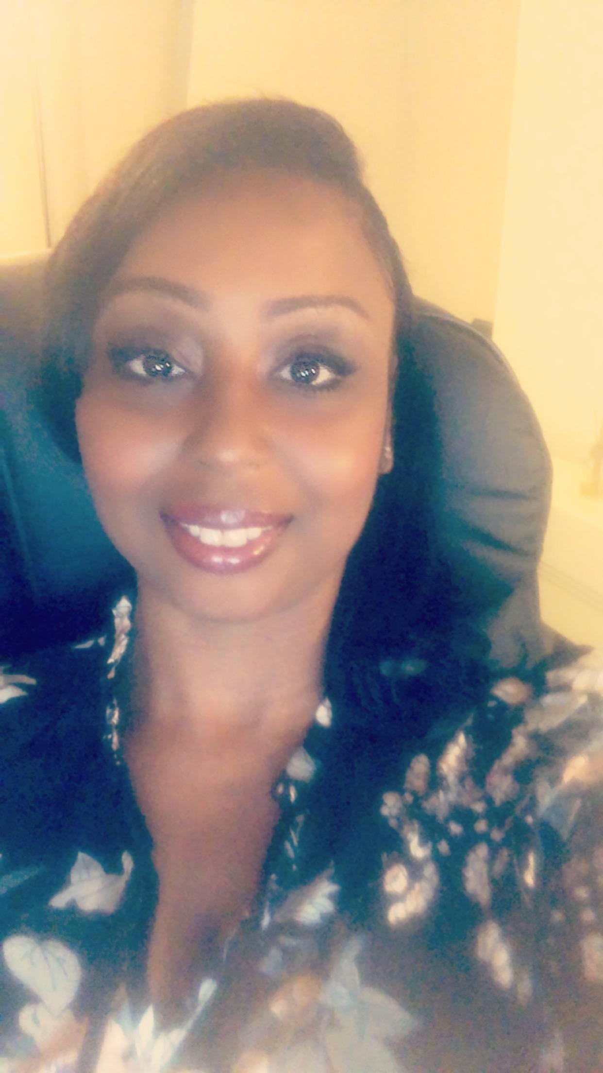 Any Suggestions For Unwinding After A Long Day? XO | Scrolller