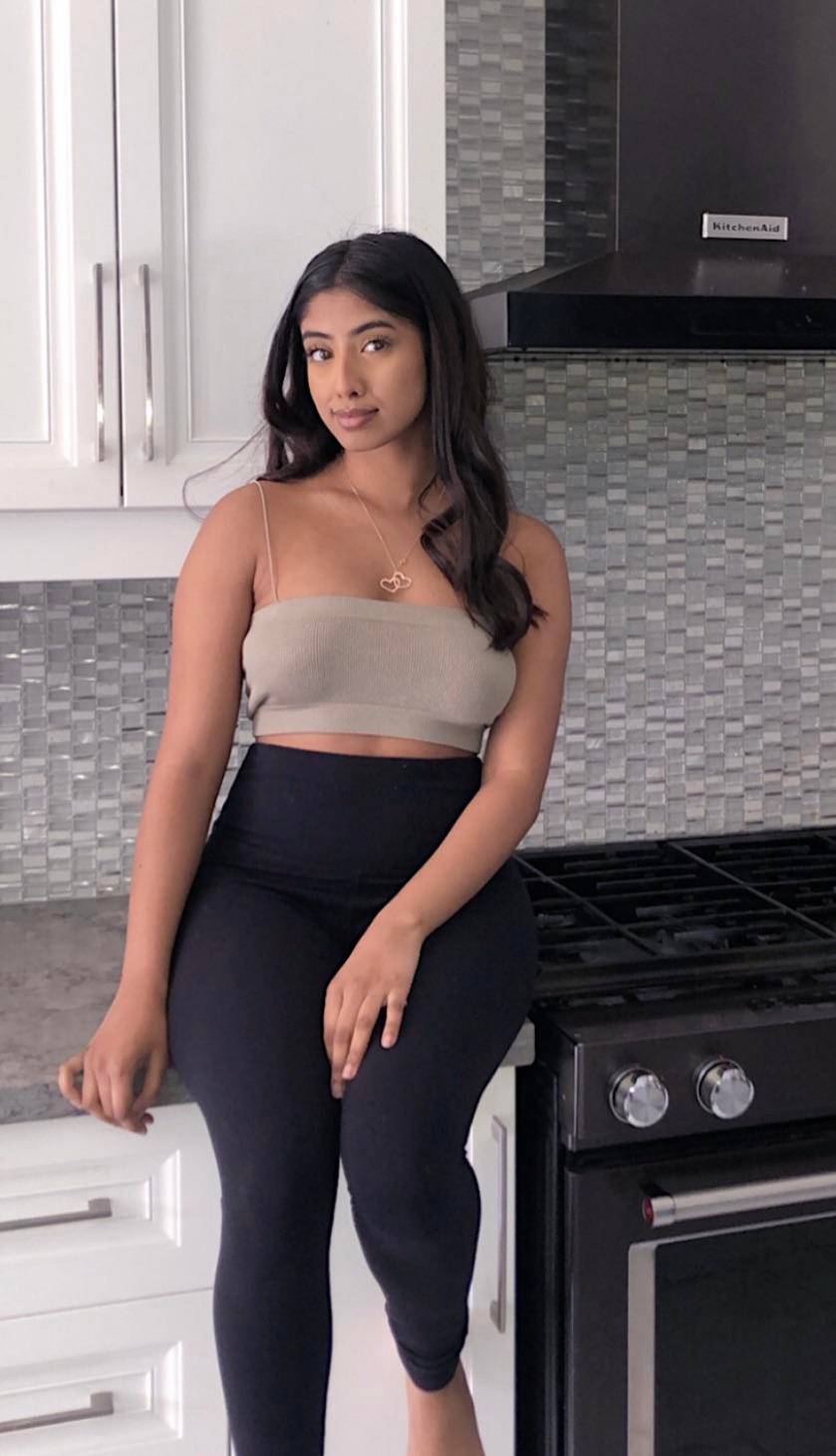 Anyone else love brown sluts from Toronto? Dm if you are from Toronto. | Scrolller